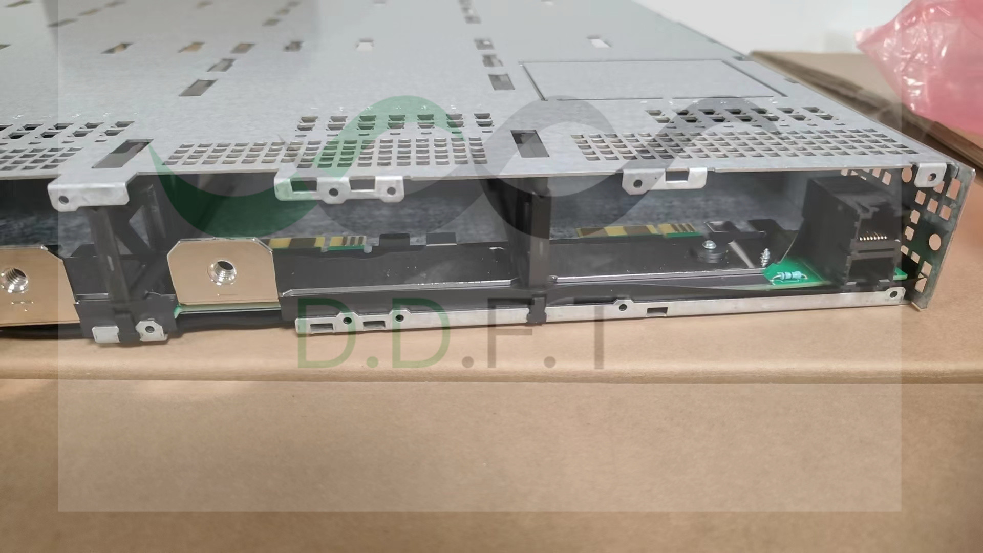 Eltek Оригинальный 1U Power Rack FP2 PS 4 RECT 4AC HC HVDC полка для ...
